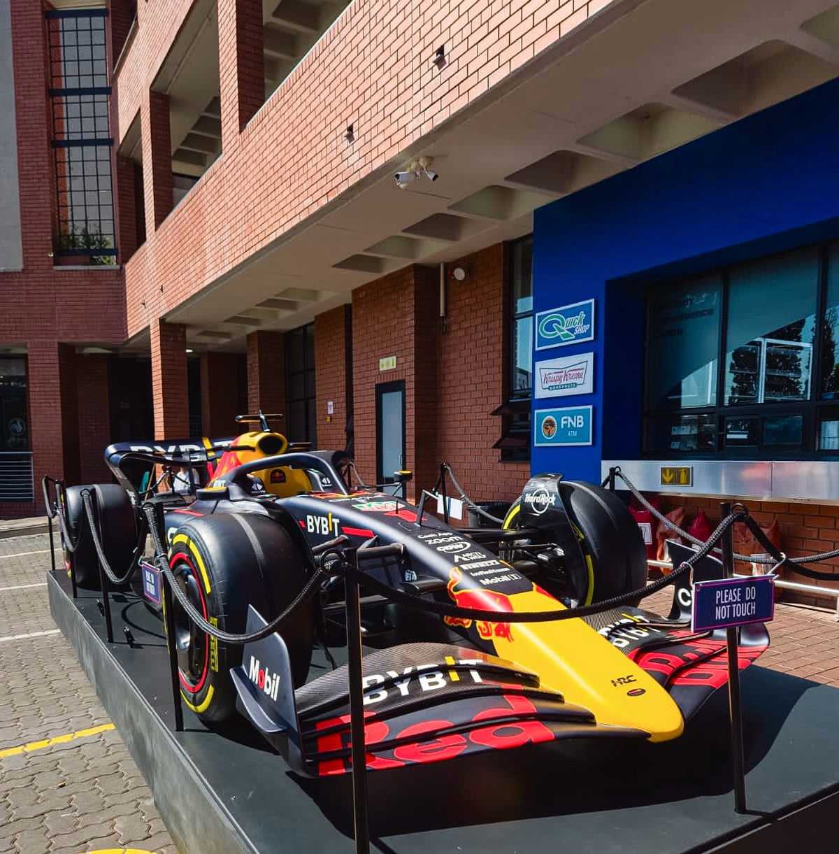 Formula One Car on Display at Engen Laudium: Don't Miss Out on this ...